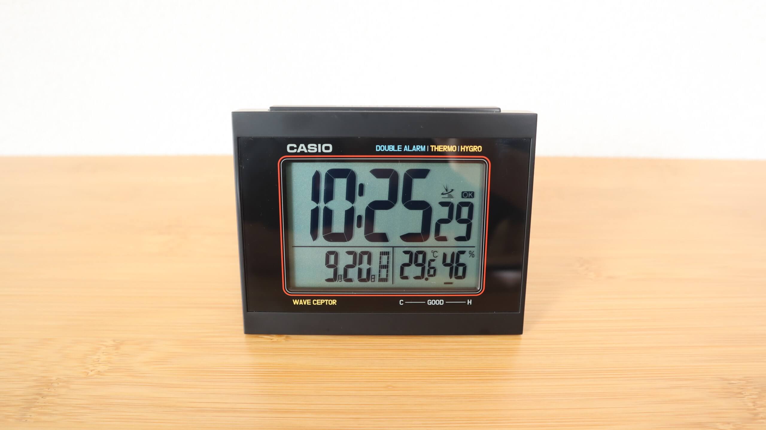 【ファン必見】G-SHOCKの初代デザインをオマージュしたCASIOの目覚まし時計『DQD-5000J-1JF』【電波受信機能付き】｜モノログ ...